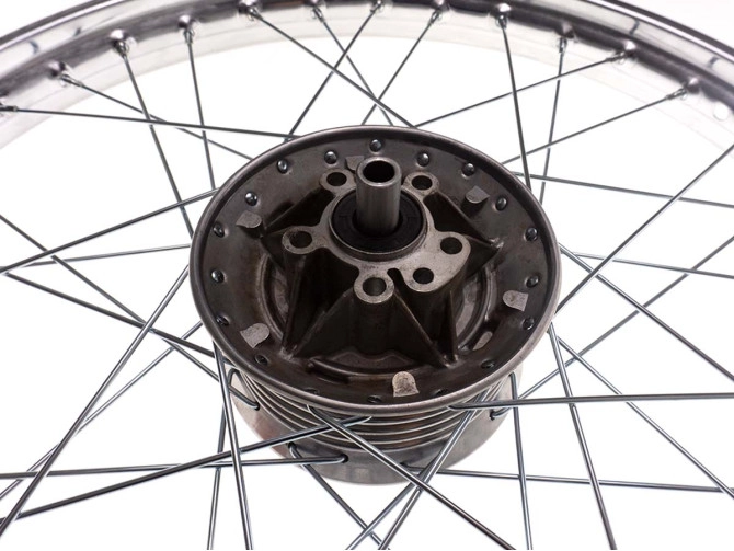 19 inch spaakwiel chroom Tomos 2L / 3L achterwiel A-kwaliteit